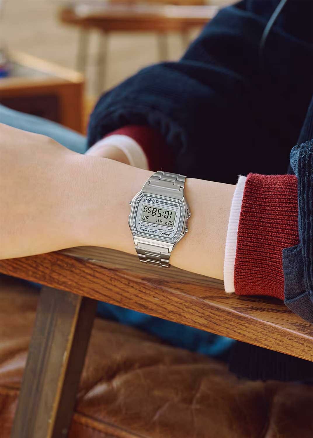 Наручные часы CASIO, серебряный — фото 1