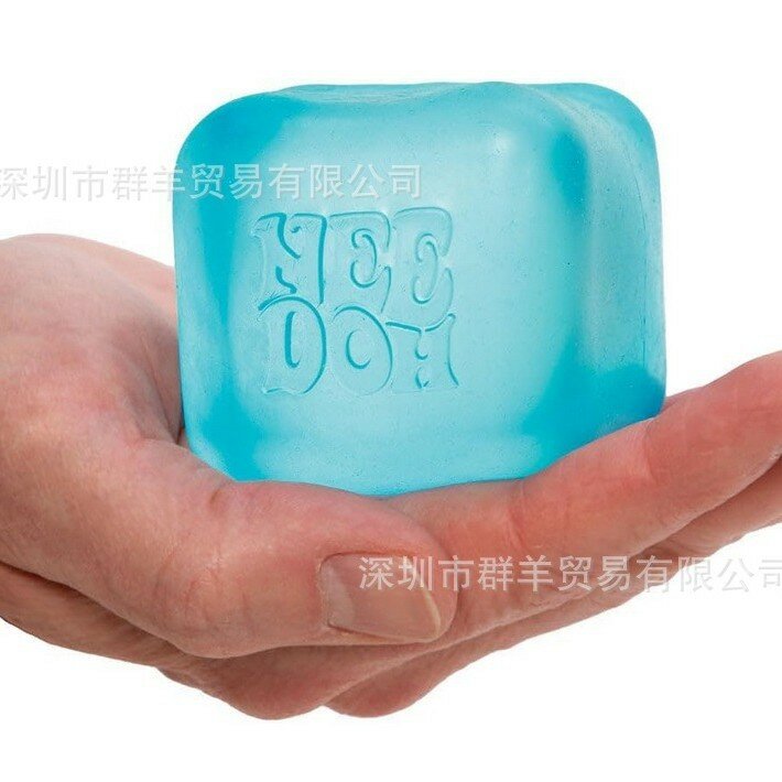 Сенсорная игрушка Needoh Nice Cube – антистрессовый кубик для снятия напряжения и выплеска эмоций.