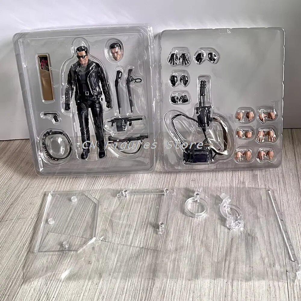 Фигурка Mafex Terminator 2 T-800 Серебряный, no box