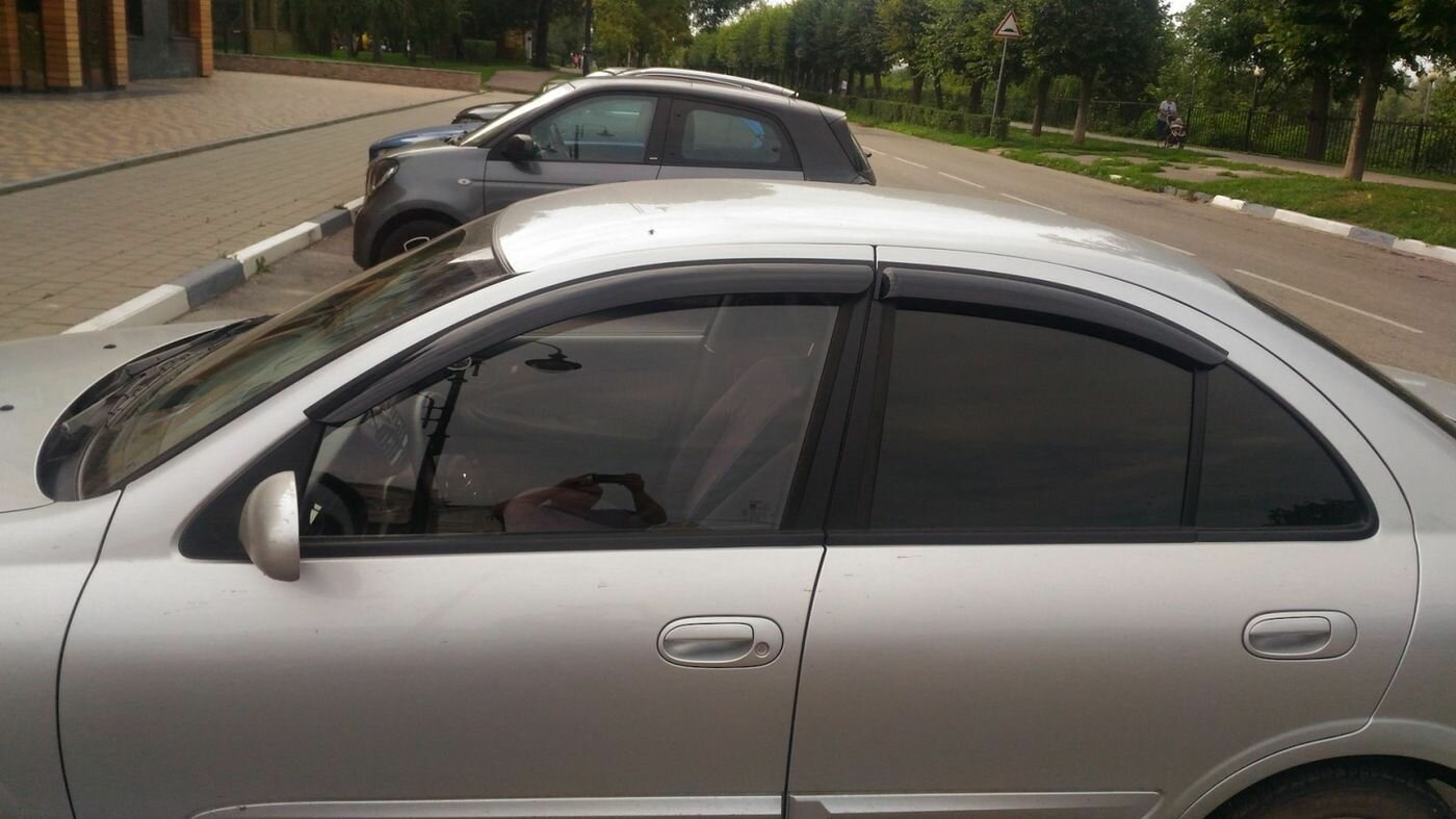 Дефлекторы окон Nissan Almera II (N16) седан / Classic B10 2000-2012 г.