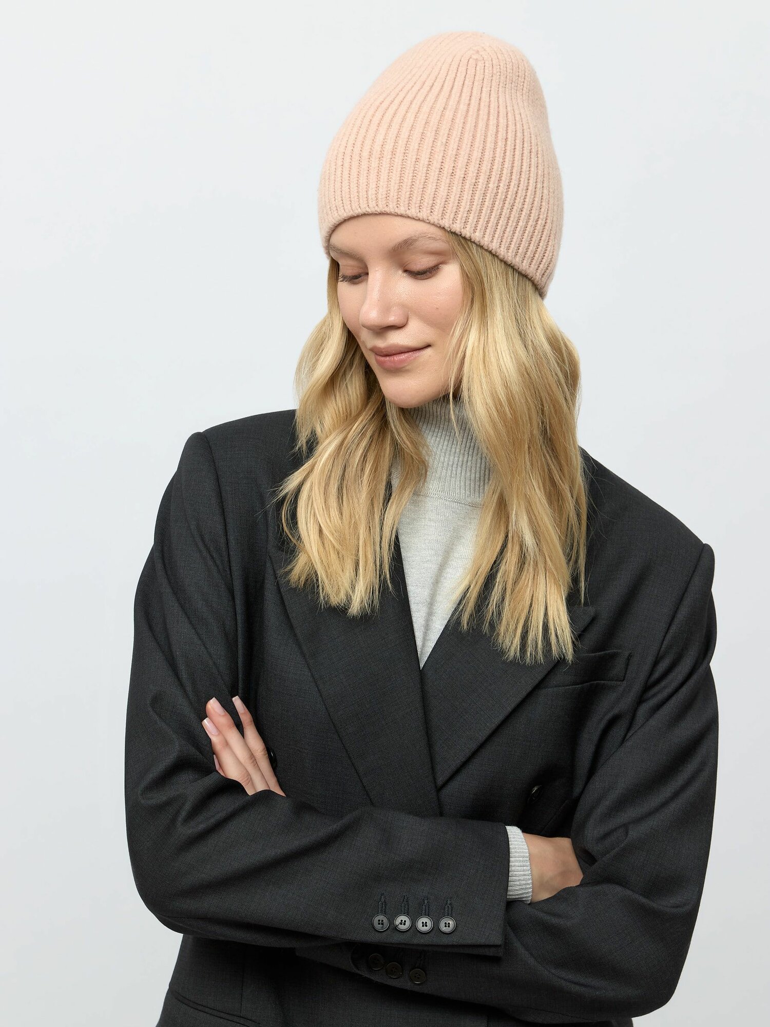 Шапка CONSO WEAR Базовая коллекция для женщин
