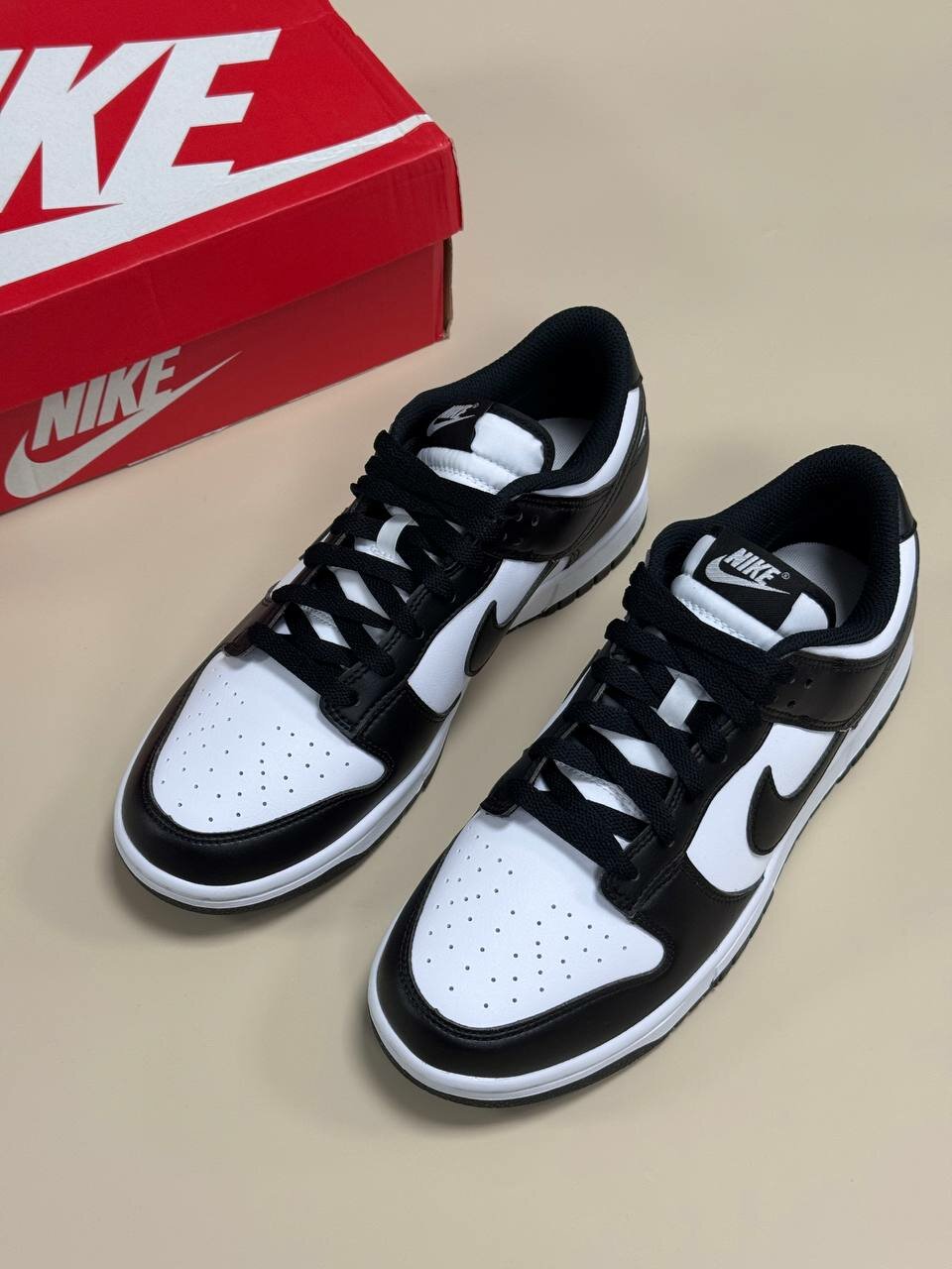 Кроссовки NIKE Dunk, полнота F (EU)/ на среднюю стопу, размер 42 EU, Panda Black White — фото 1