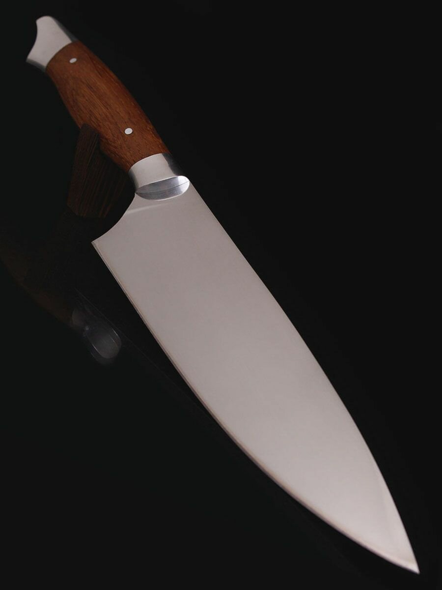 Шеф нож серии "Рататуй" 95х18 (210мм), рукоять дуб.