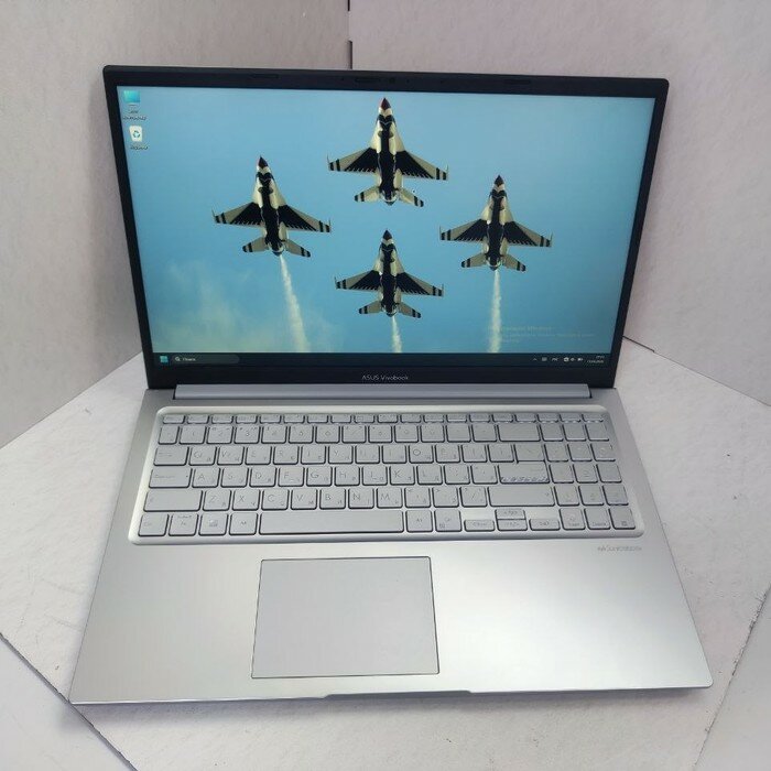 Ноутбук Asus Vivobook Laptop X1504VA_X1504VA