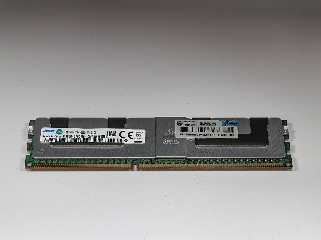 Оперативная память Samsung M386B4G70DM0-CMA3Q M, 32ГБ, 1866МГц, DDR3
