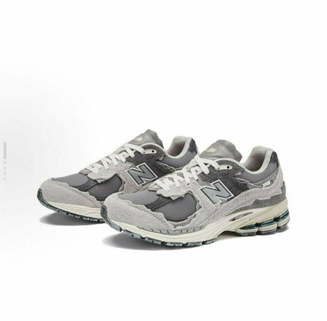 Кроссовки New Balance 2002R, полнота D, размер 36 EU, серый — фото 1
