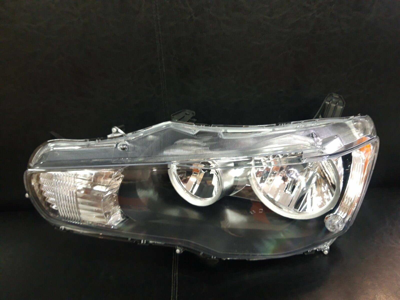 Левая фара митсубиси ланцер 10 MITSUBISHI LANCER 10 электрокорректор TYC