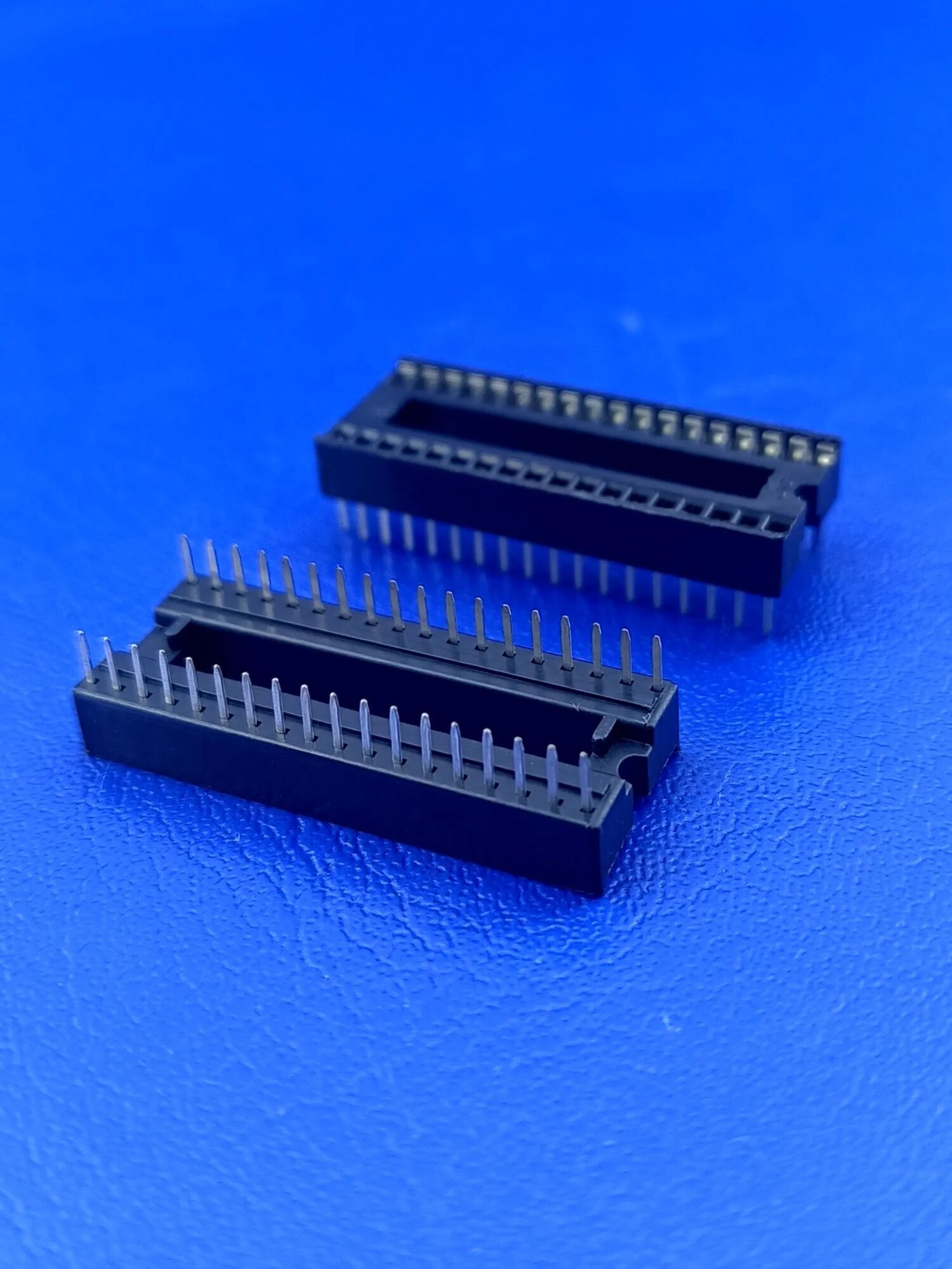 5 штук Панелька для микросхем ICs 1.778 mm 36pin (арт.56936)