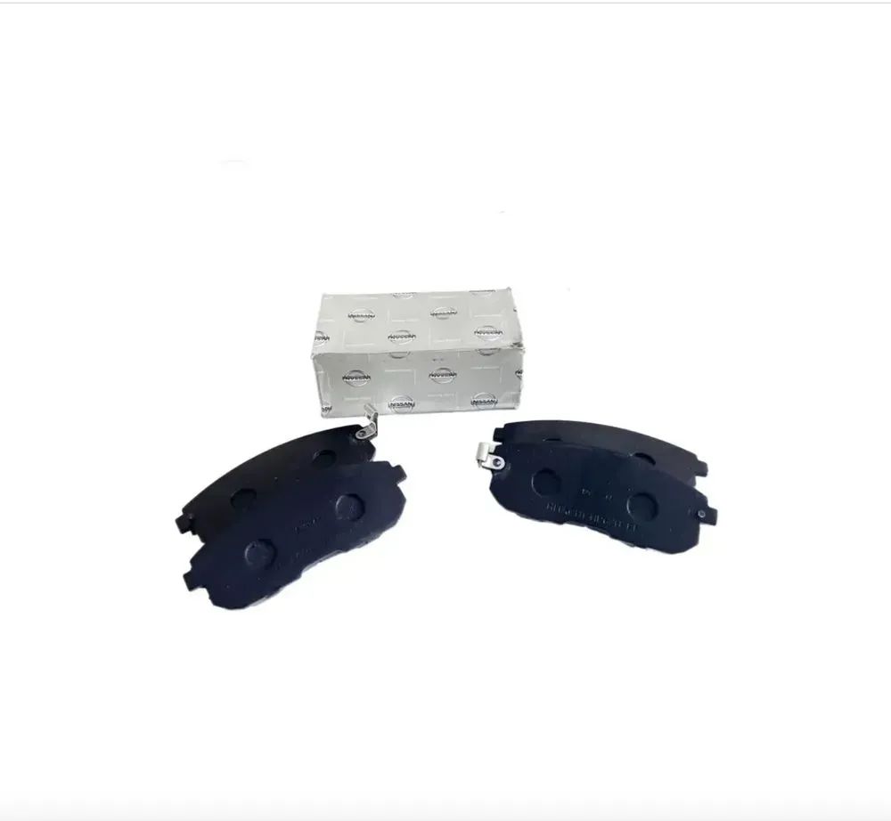 Колодки тормозные передние Nissan 4106089E90