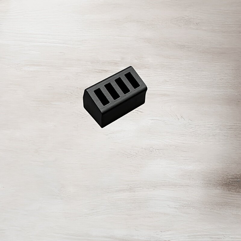 Настольный органайзер для USB-накопителей на 4 слота (4 см), черный