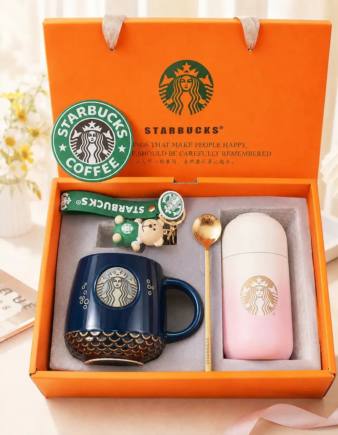 Подарочный набор Starbucks в коробке: кружка, термостакан, ложка, подставка под чашку и брелок, 300-400ml