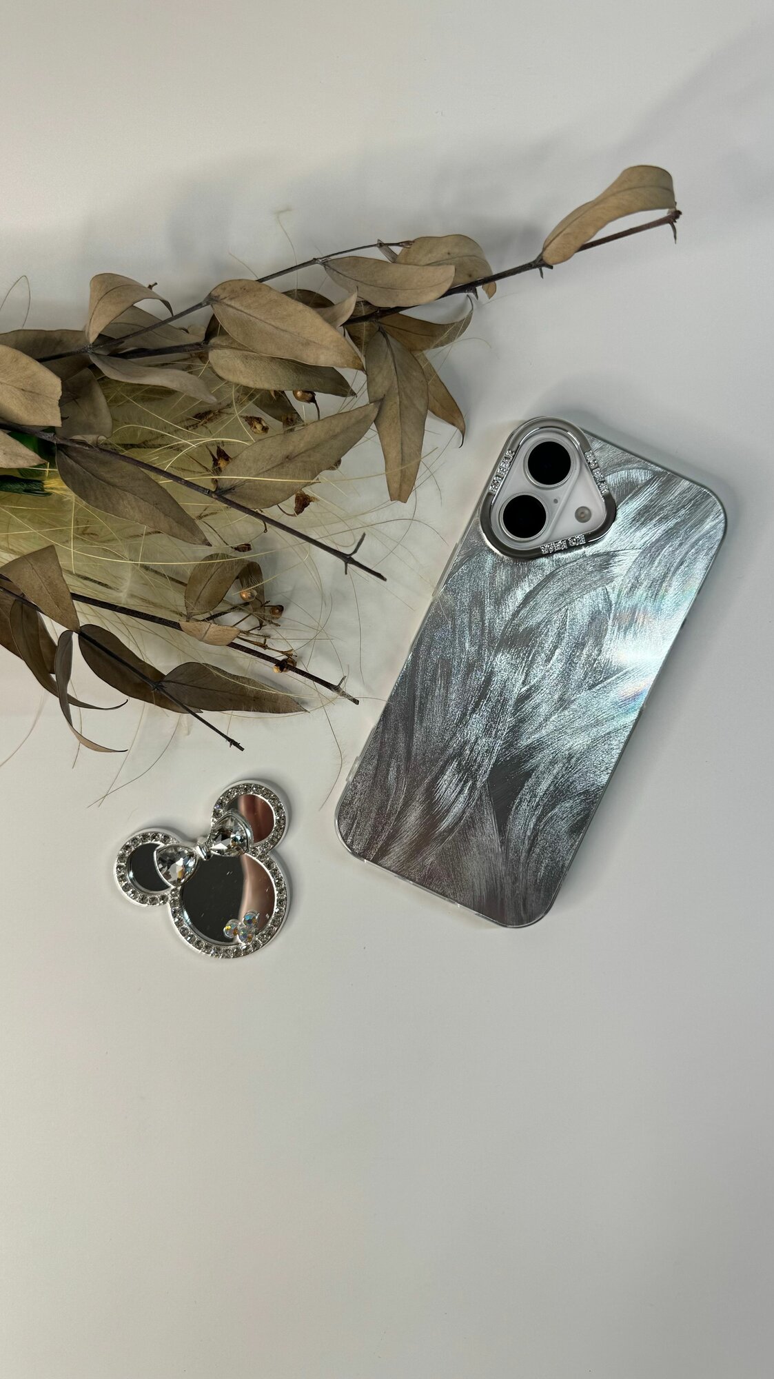 Чехол-Накладка для смартфона Apple iPhone 16, материал силикон, цвет белый