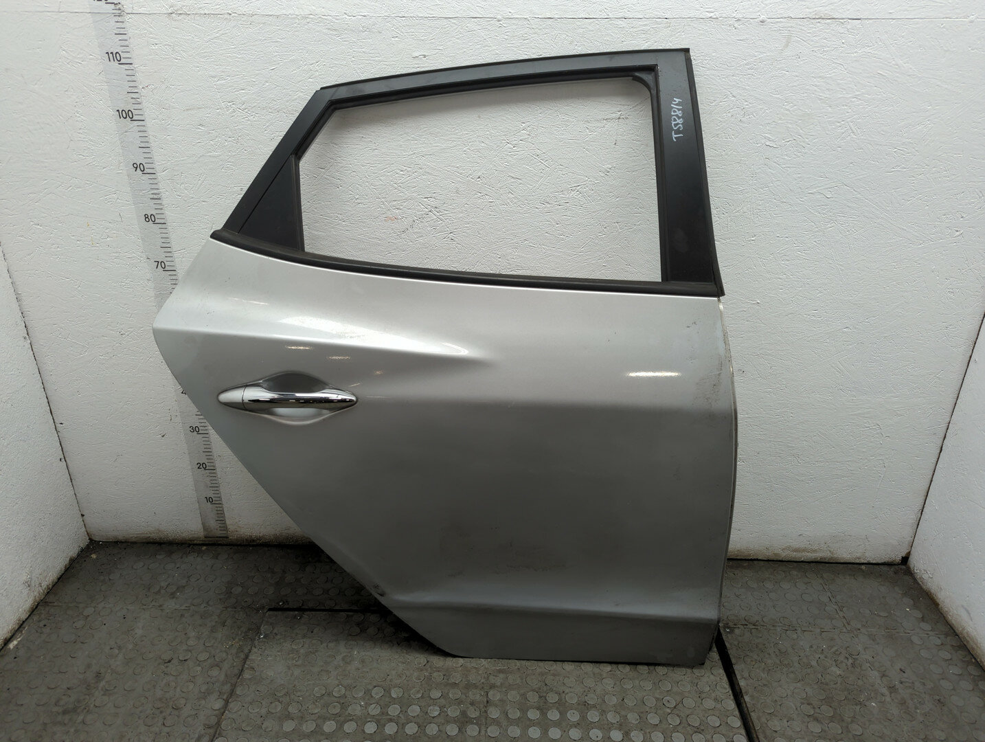 Дверь боковая (легковая) правая задняя Hyundai ix 35 Б/У