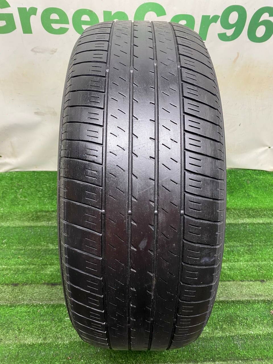 Летние шины Bridgestone Dueler H/L 33 235/55 R19 38% износ LGQ975329