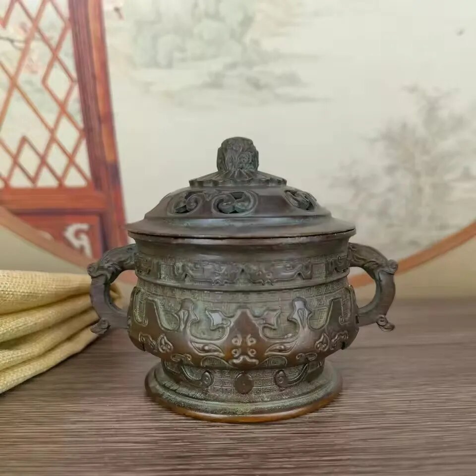 Медная статуя печи с ухом дракона