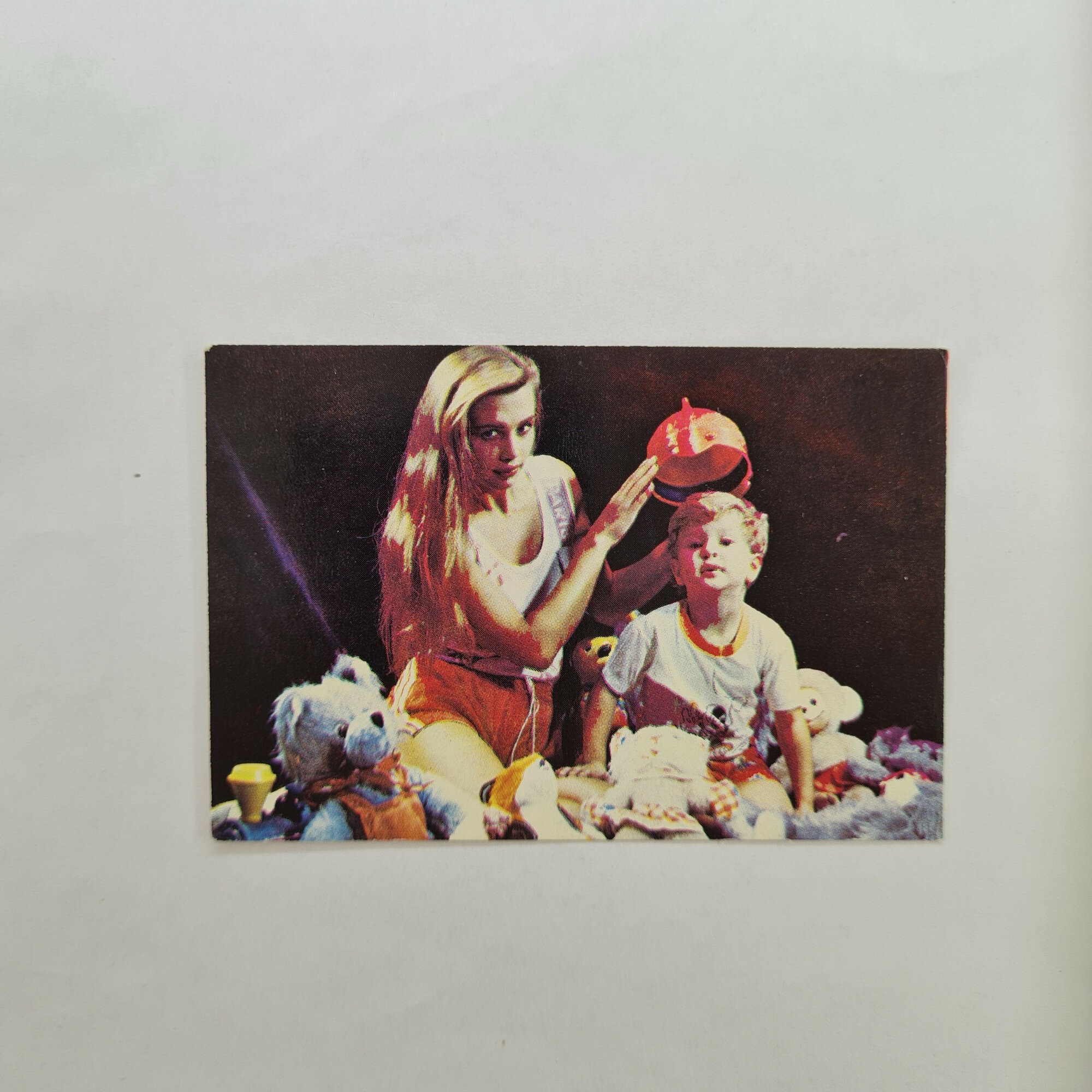 Карманный календарик 1991. Страхование от несчастных случаев, семья и игрушки. Календарь винтажный