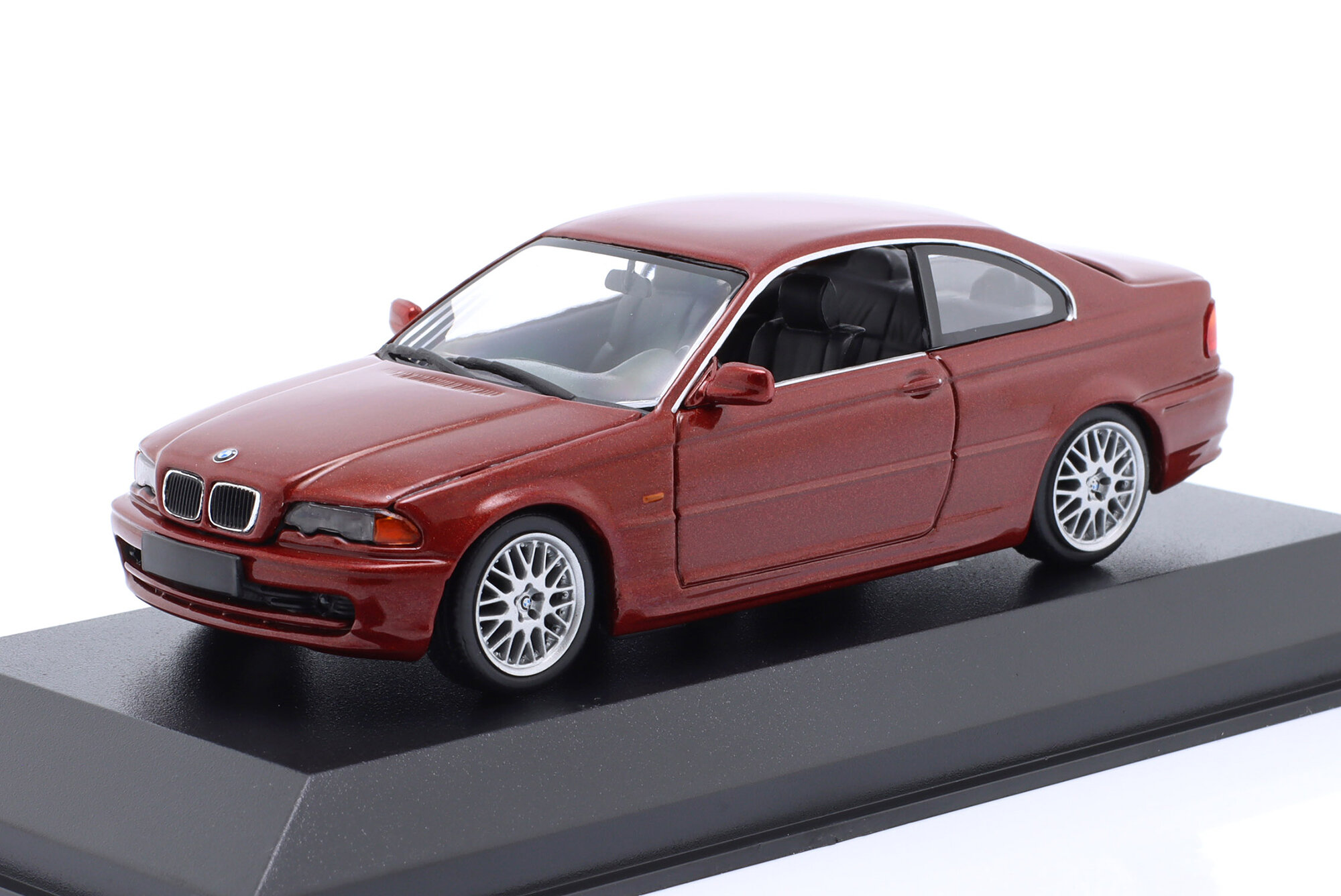 Модель коллекционная MAXICHAMPS Bmw E46 328 ci coupe 1999 red metallic / бмв купе красный