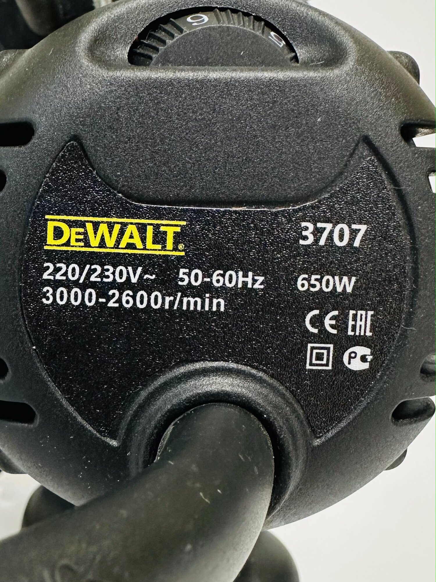 Фрезер DeWalt сетевой 650W — фото 1