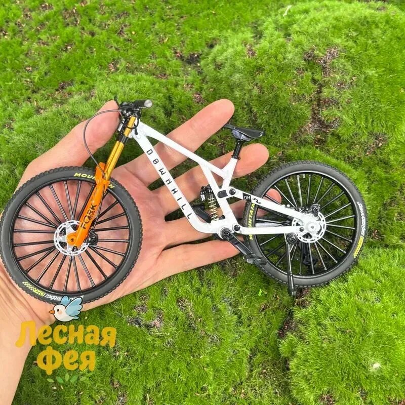 Игрушка-модель горного велосипеда из сплава 1:8