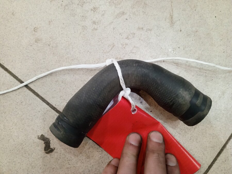 Патрубок радиатора от Mazda 3 BL 2009-2013