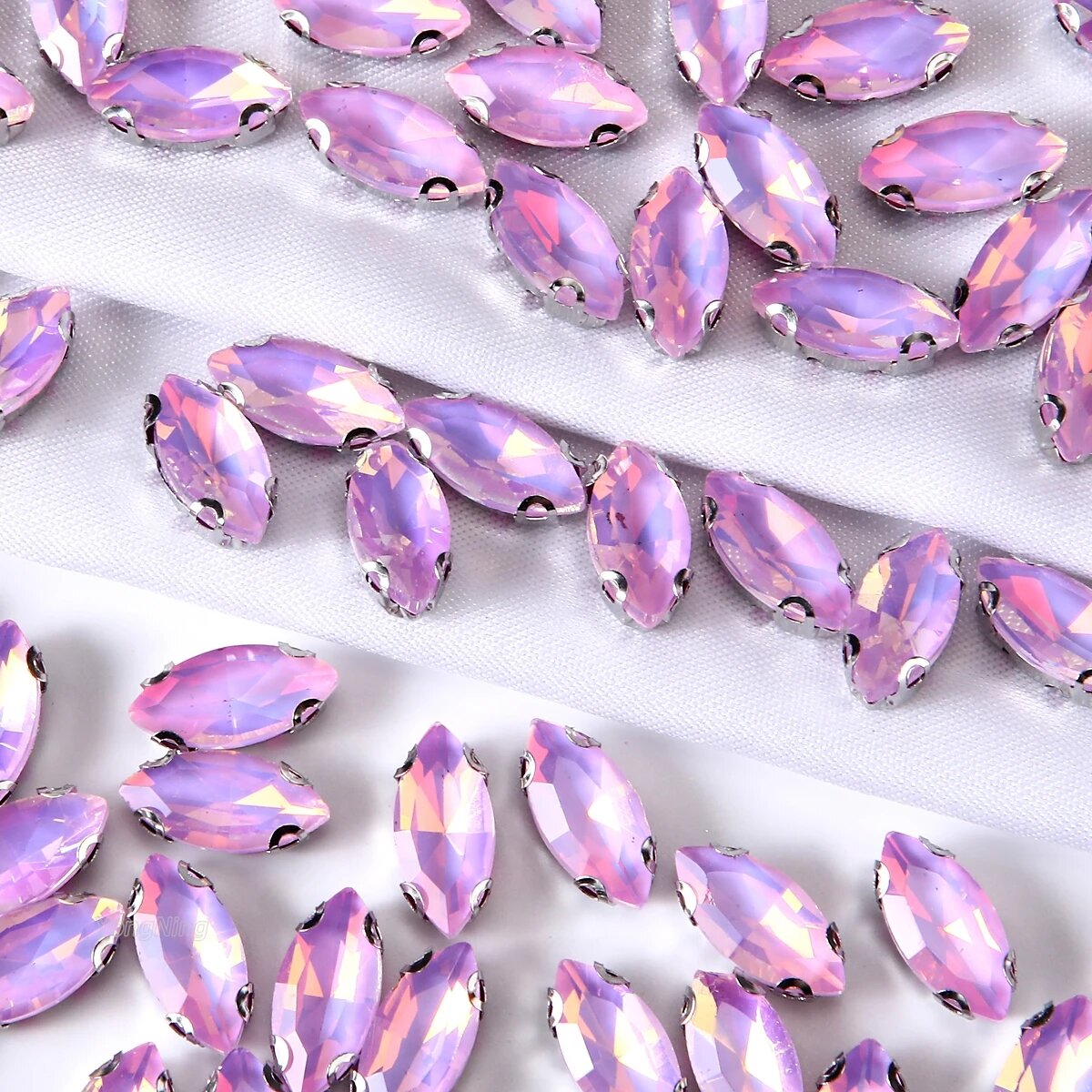 Стразы стеклянные 20шт, 7x15 мм, Opal Purple