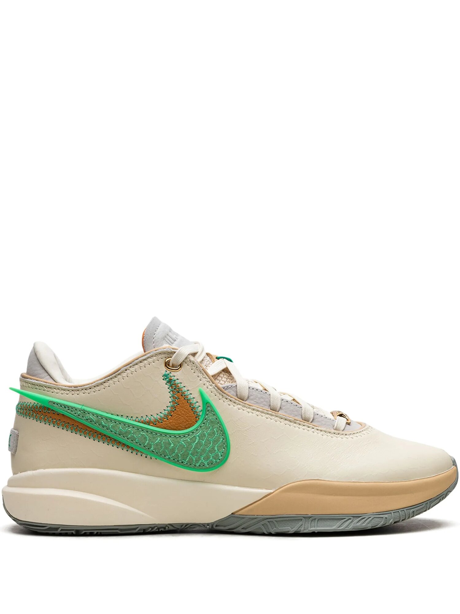 Кроссовки LeBron 20