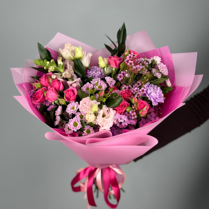 Букет Ванесса в стильной упаковке. «365 Поводов» - живые цветы с доставкой