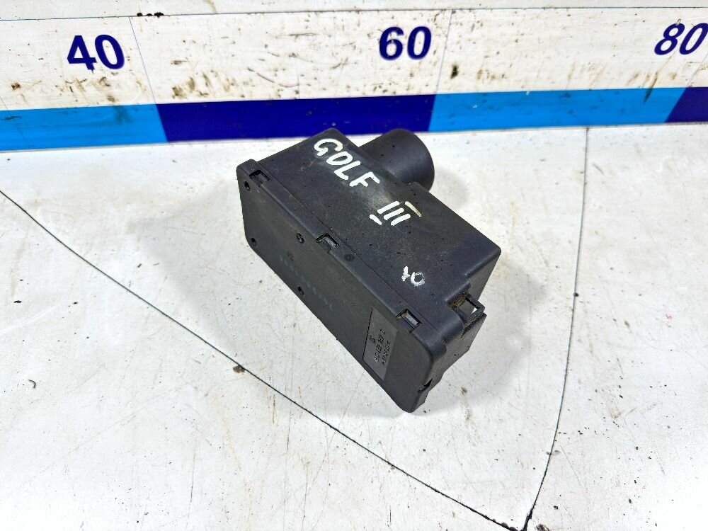 Компрессор центрального замка VW Golf III 1H0952257