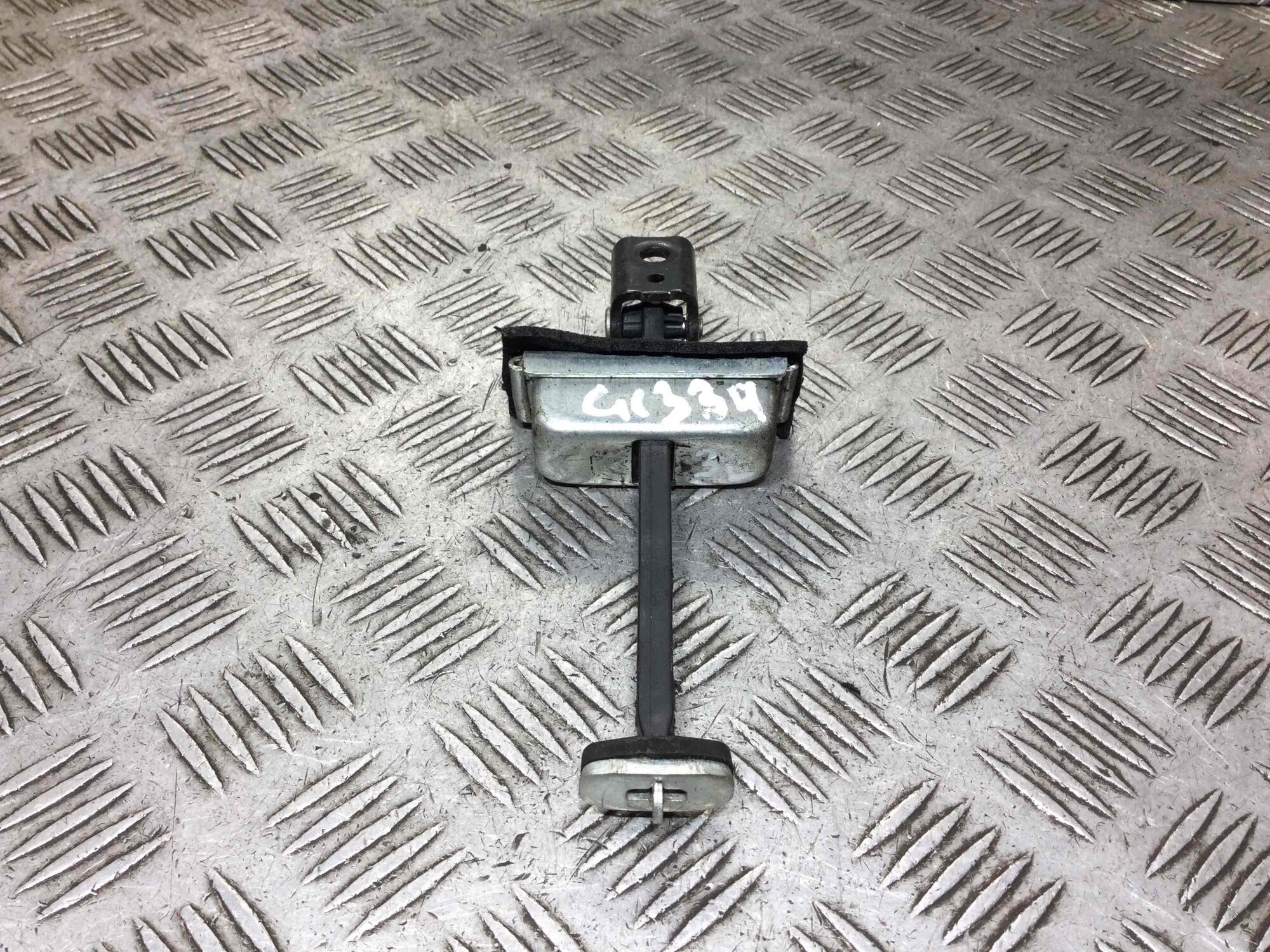 Б/У Ограничитель открывания двери задней Ford Focus 2 поколение (2005-2008) 2007 г.