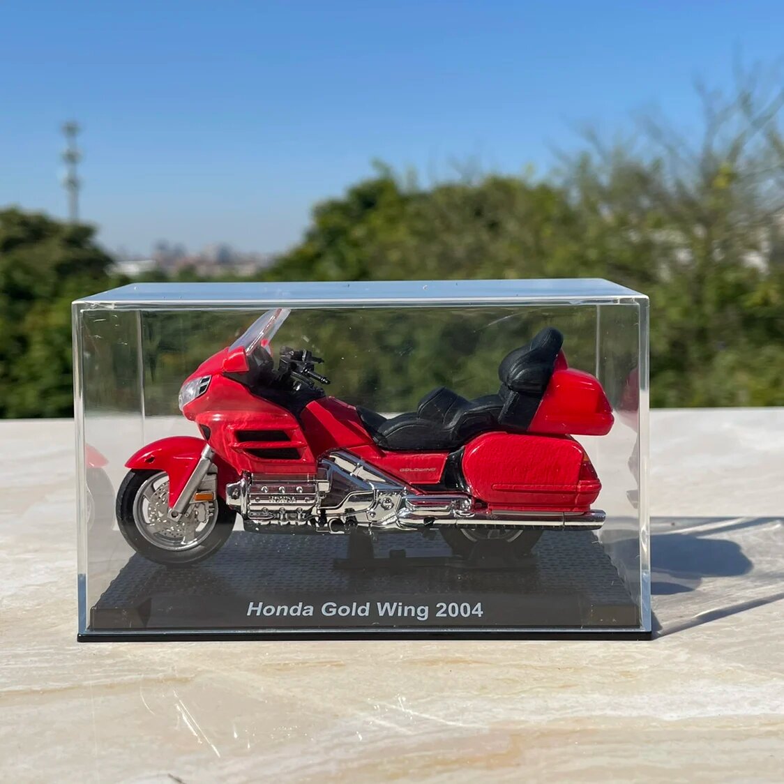Масштаб 1:24, литой под давлением сплав Honda Gold Wing 2004, игрушки, модель мотоцикла, классические коллекционные сувениры для взрослых, подарки, статический дисплей