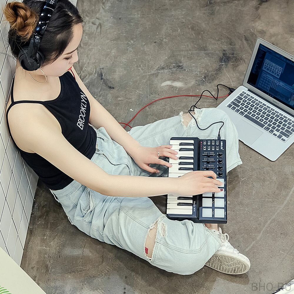 MIDI-контроллер — фото 1