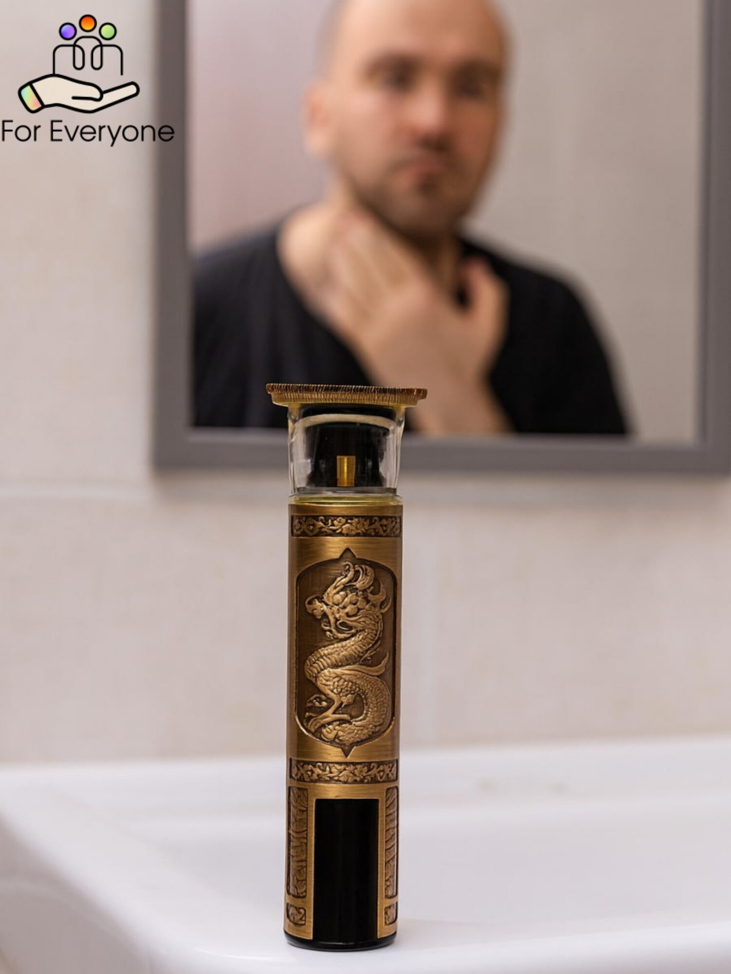 Триммер для бороды и усов с LED-дисплеем и 4 насадками, золотистый