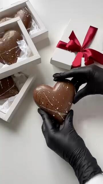 Сердце Дубайский Шоколад ShokoTrendy с фисташковой пастой молочная фигурка шоколадная