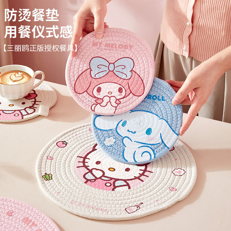 Теплоизолирующие коврики Sanrio для кухонной посуды, миски, тарелки, подставки под кастрюли, подставки под чайные чашки и термостойкие теплоизолирующие салфетки для обеденных столов.