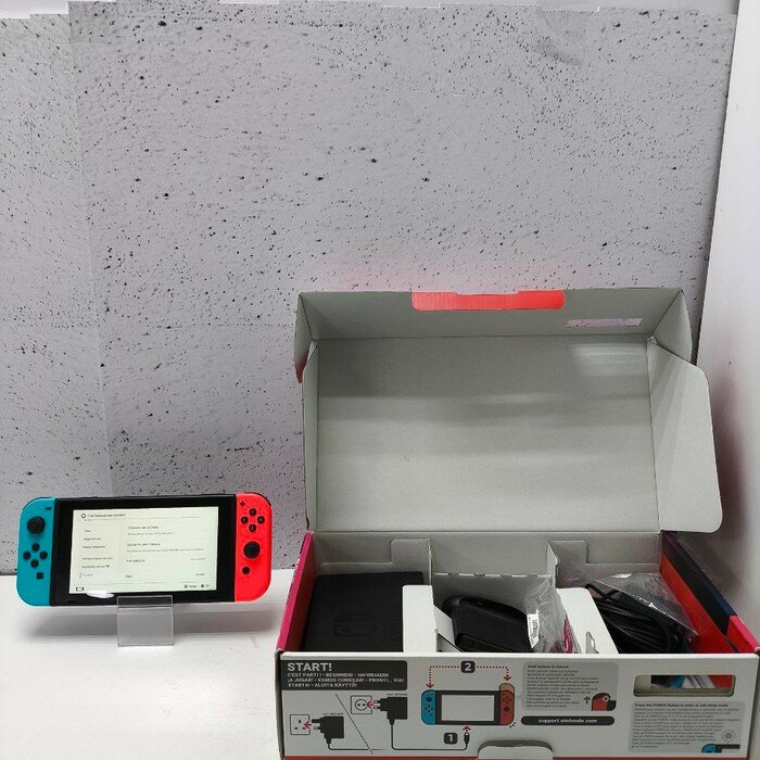 Игровая приставка Nintendo Switch hac-001