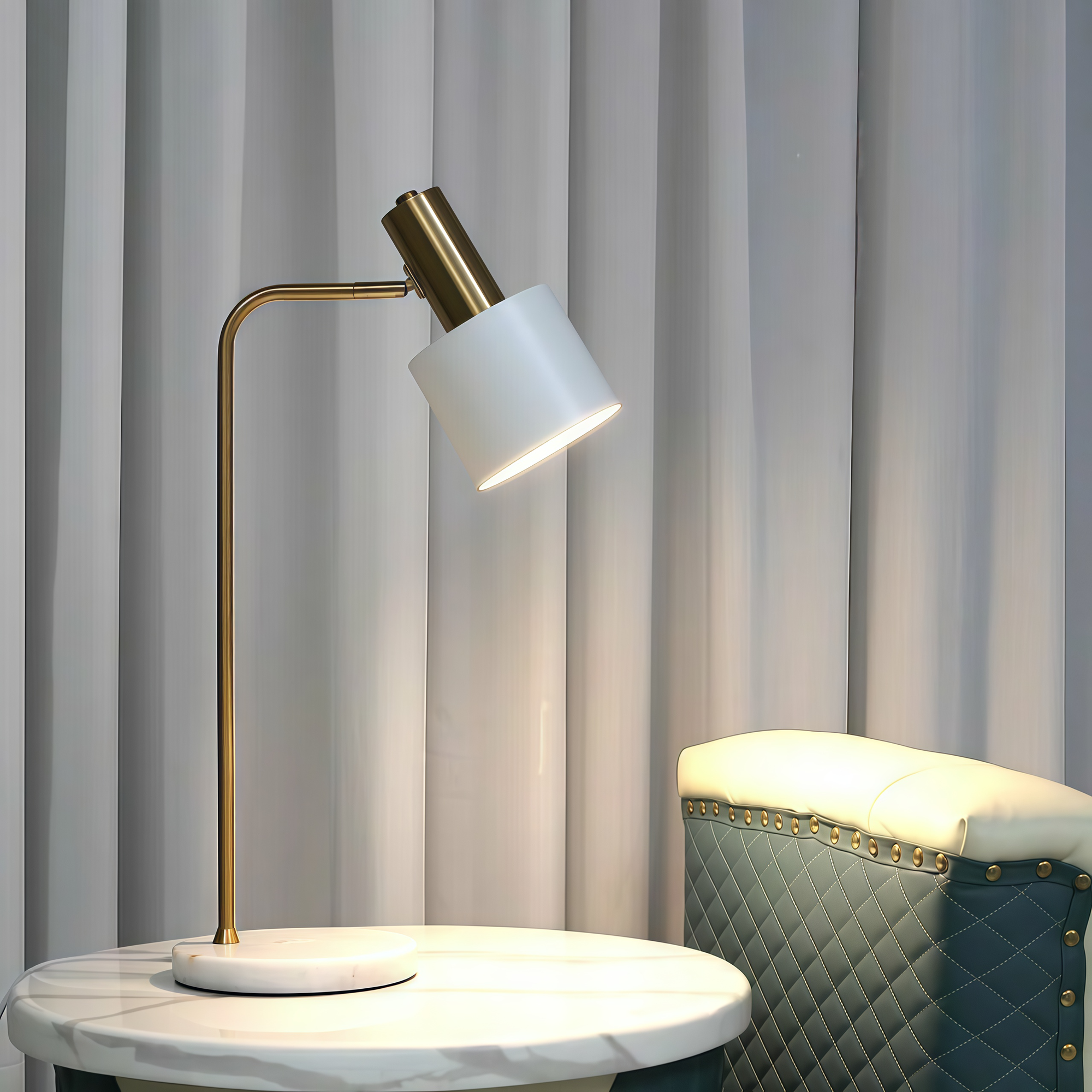 Лампа настольная Лампа настольная от Clear Lighting - это скандинавский современный настольный
