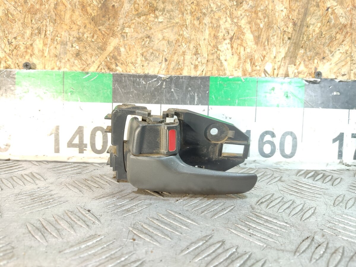 Ручка двери внутренняя задняя левая MITSUBISHI Lancer 9 MR627180