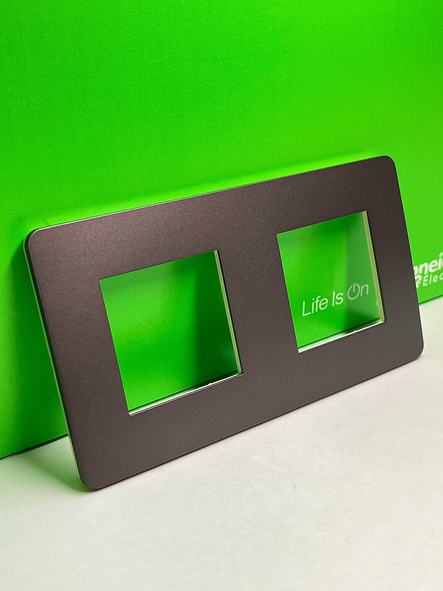 Рамка двойная Unica Studio Color 2 пост, шоколад/бежевый NU280419 Schneider Electric