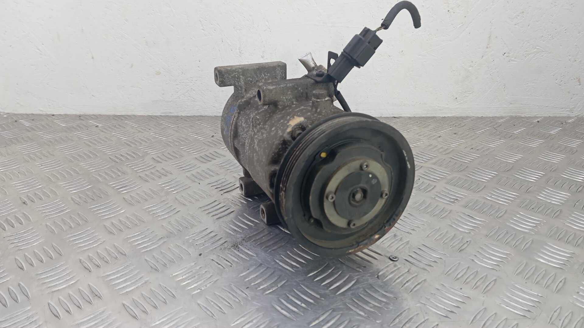 Компрессор кондиционера дизельный HYUNDAI I40