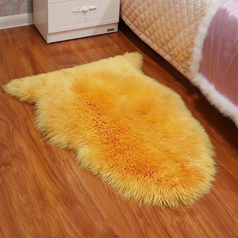 Пушистый коврик из искусственного меха для дома