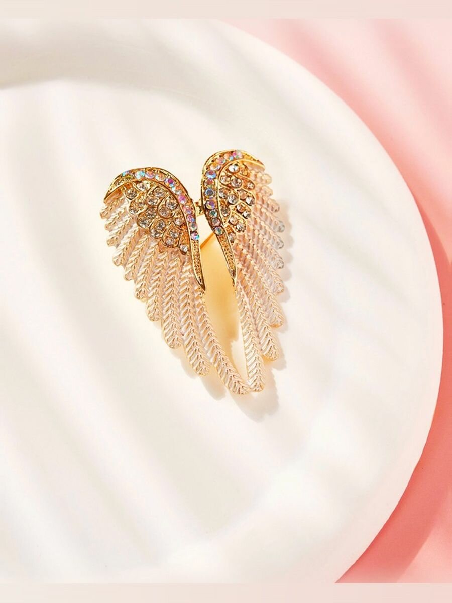 Брошь, стразы