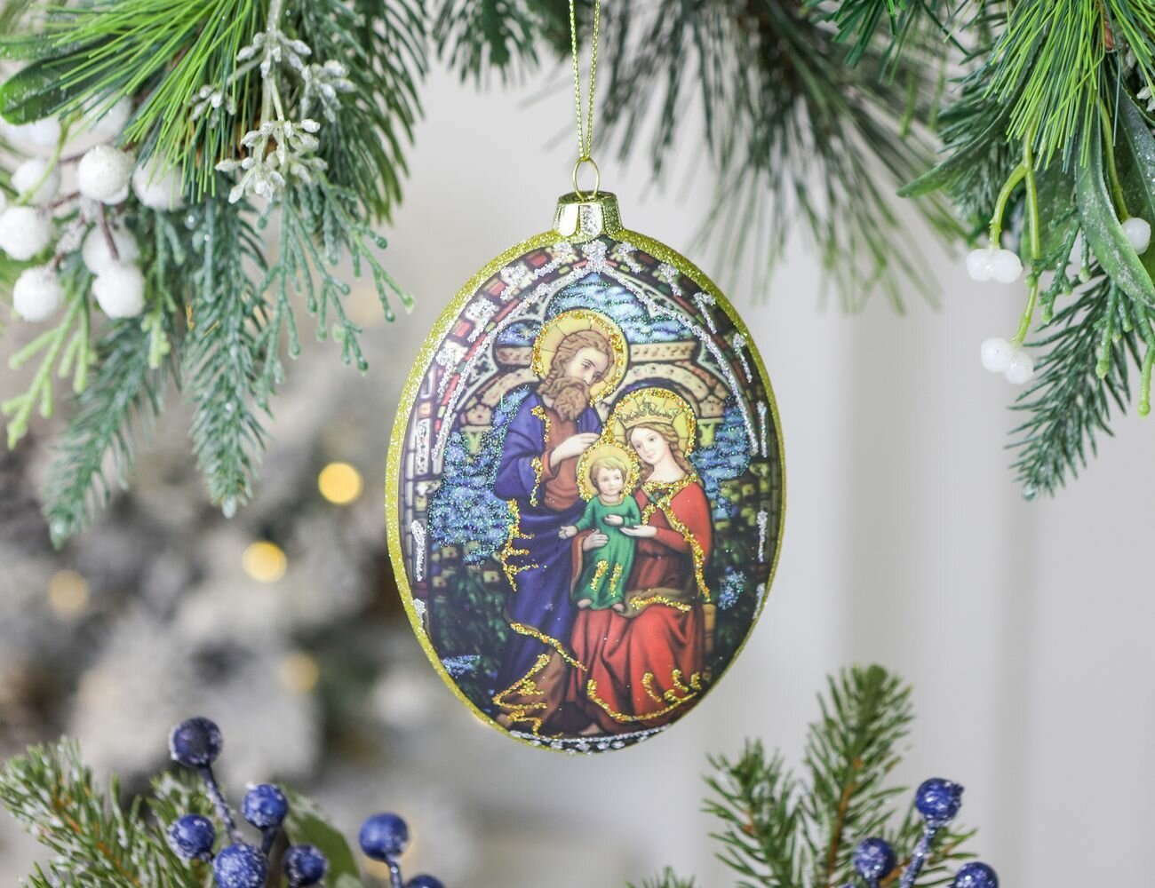 Ёлочное украшение-медальон святое семейство - рождественский хорал, стекло, 11 см, Kurts Adler TD1489-2