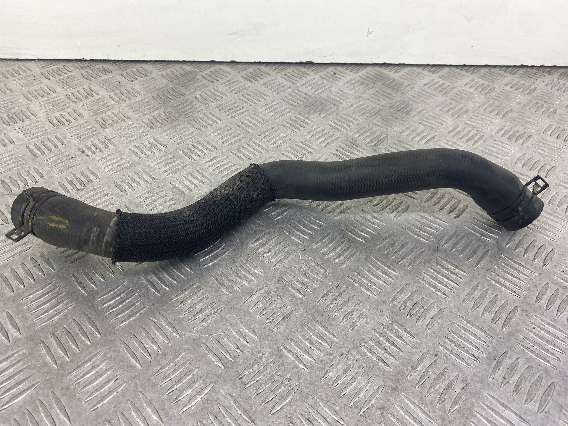 Патрубок охлаждения Mazda 5 рест. 2008