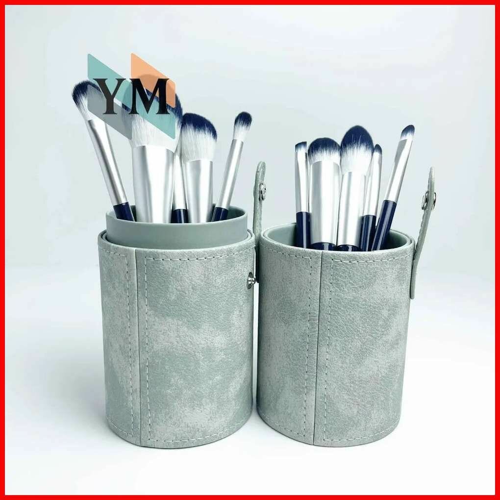 Чехол для кистей макияжа (тубус нежно-голубой