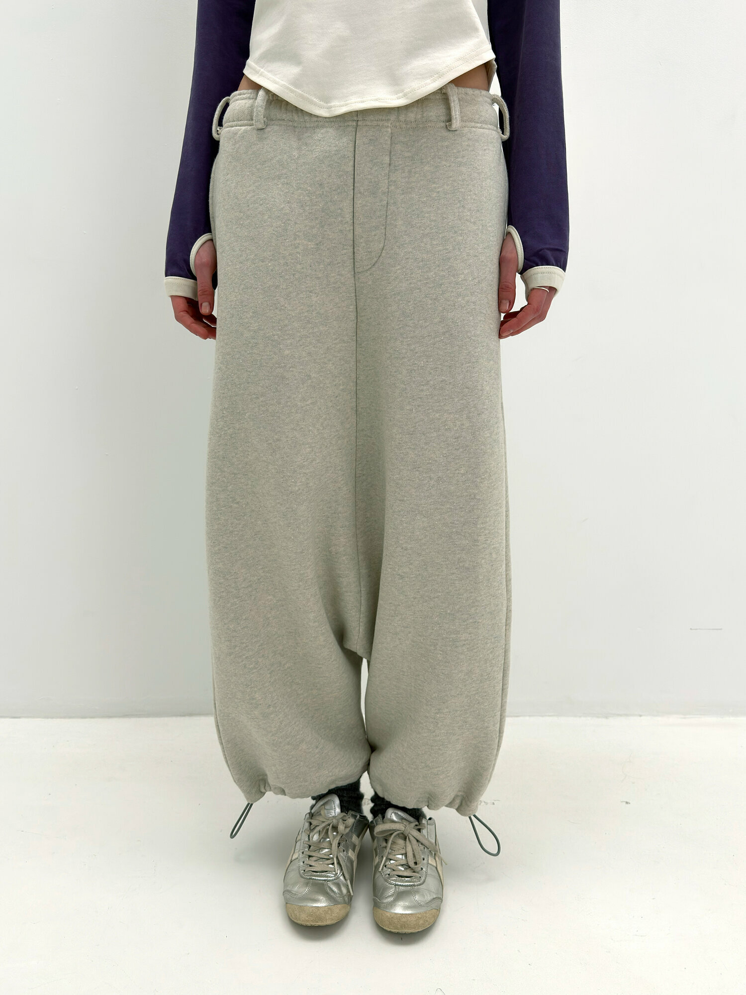 Брюки спортивные SINIY VSADNIK Feelings bugatti sweatpants, размер L, серый — фото 1