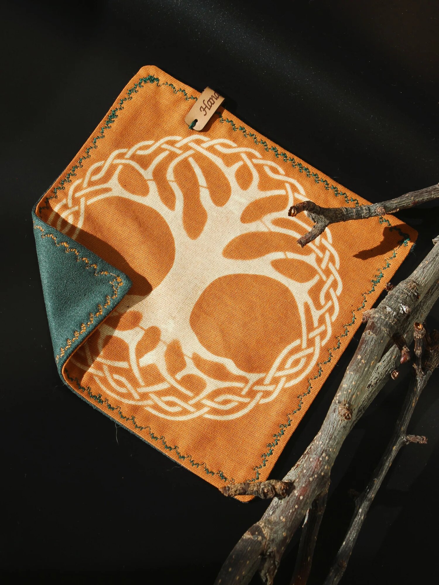 Платок 15см*15см для ножа Хэнк EDC "Древо Жизни Иггдрасиль" "Tree of Life"