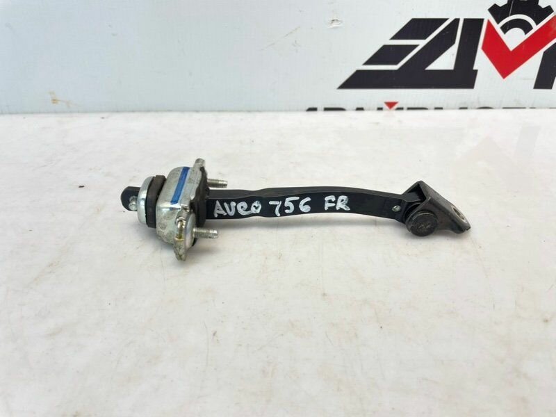 Ограничитель двери Chevrolet Aveo 2014 95940416 T300 F16D4, передний правый (с пробегом)