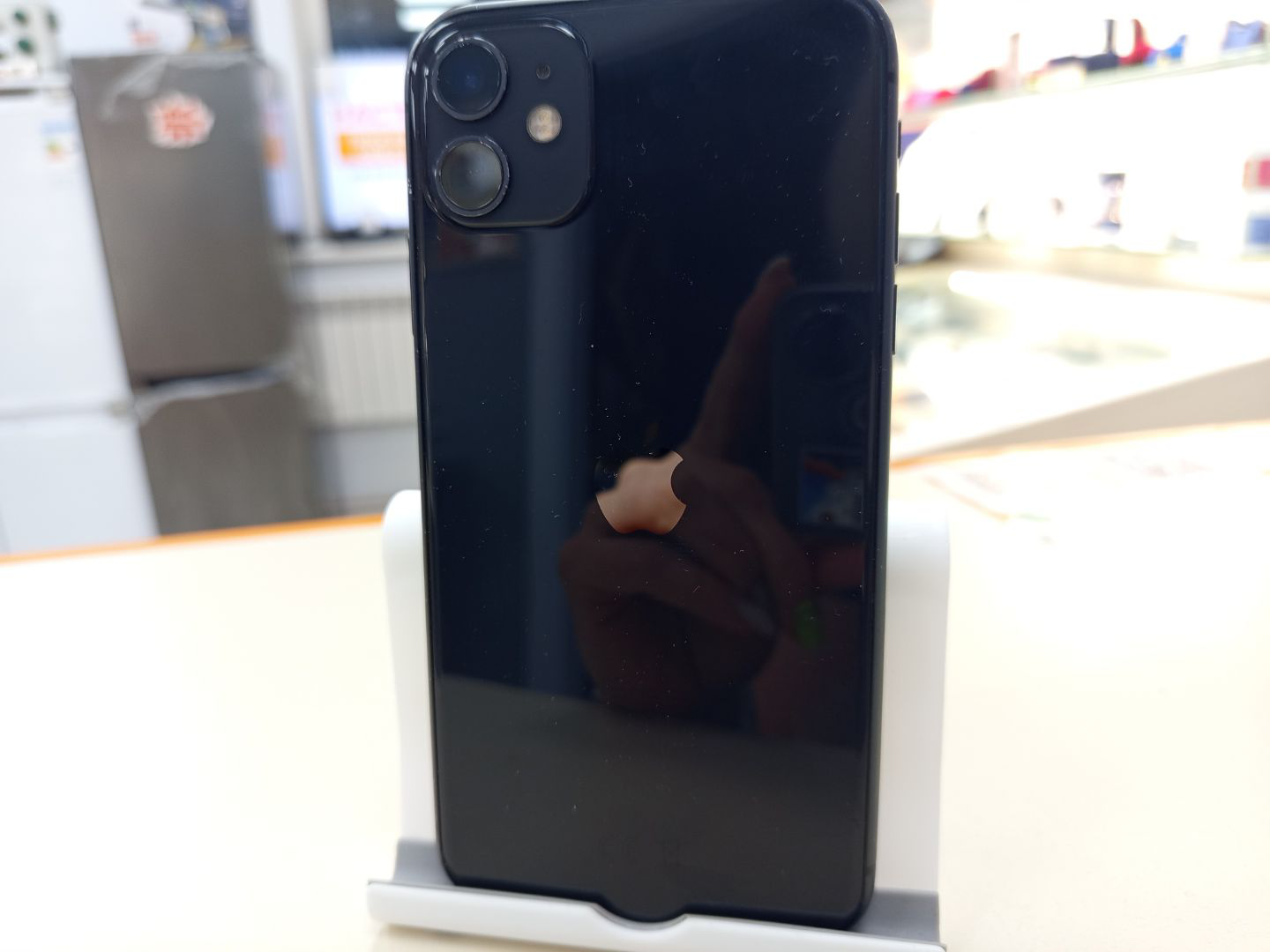 Смартфон Apple iPhone 11 128GB NanoSIM + eSIM Black (Б/У)