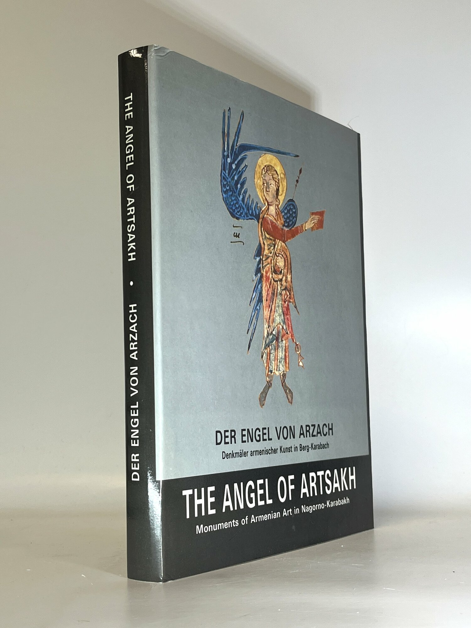 The Angel Of Artsakh. Patrick Donabedian. Букинистические книги в отличном состоянии.