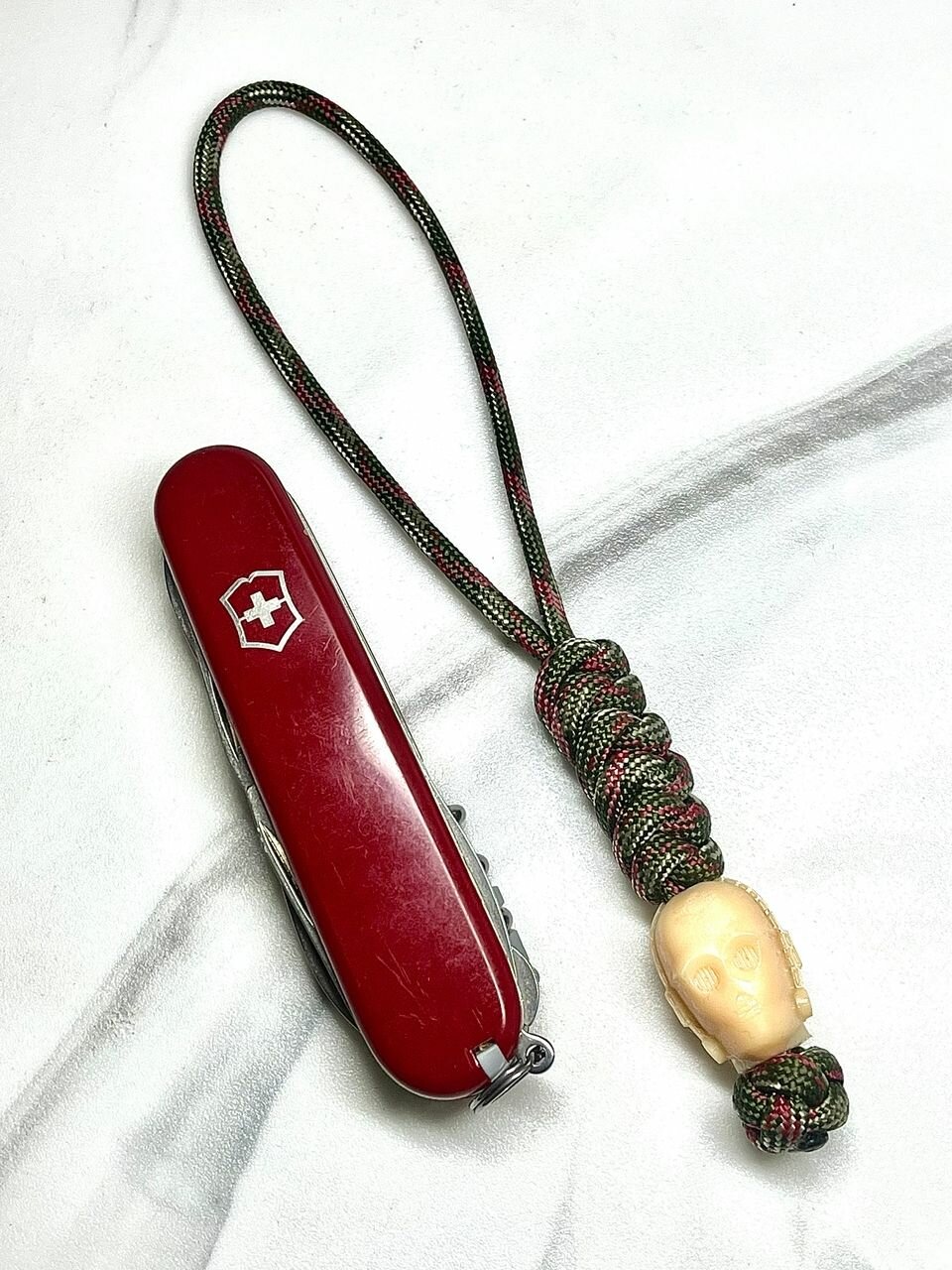 Темляк брелок для ножа "C3PO"